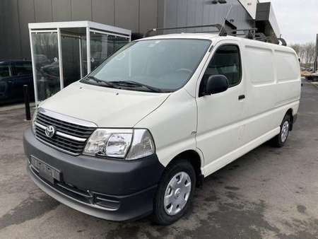 TOYOTA HIACE toyota-hiace-long-chassis occasion - Le Parking
