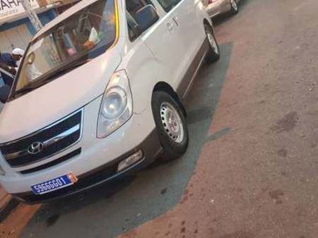 HYUNDAI H1 hyundai-h1-mini-bus-treichville-jumia-deals occasion - Le ...