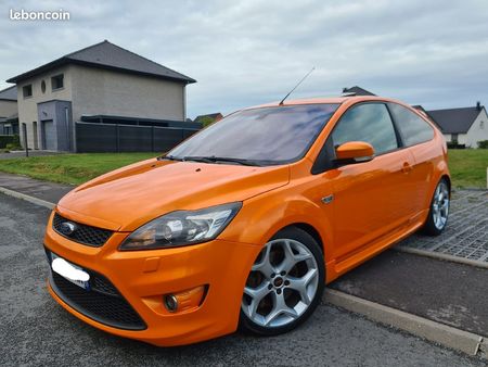FORD FOCUS sublime-ford-focus-st-rs-2-5-turbo-mk2-225cv-carnet-complets ...
