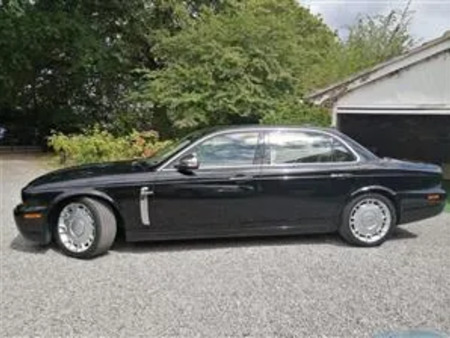 DAIMLER SUPER EIGHT daimler-super-eight-final-edition-2008-49k-miles ...