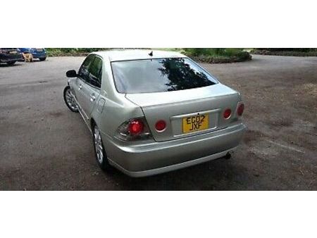 TOYOTA ALTEZZA toyota-altezza-rs200-3sge-beams-6spd-manual-77k-lsd ...