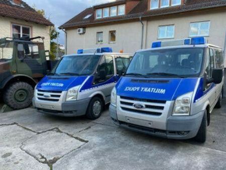 FORD TRANSIT ford-military-police-transit-kombi-army-bundeswehr ...
