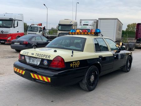 Ford Crown Victoria Patrol Car: Crown Victoria Police – RVYAC