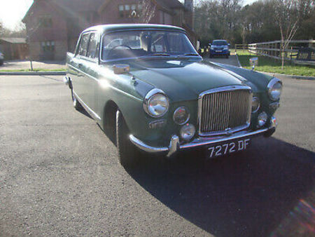 AUSTIN PRINCESS 1963-austin-vanden-plas-princess-3-litre-only-3 ...
