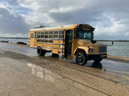 FREIGHTLINER FS-65 2007-american-school-bus-apos-freightliner-fs65-18 ...