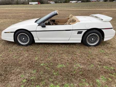 Pontiac Fiero Convertible Pontiac Fiero Hi Res Stock Photography And