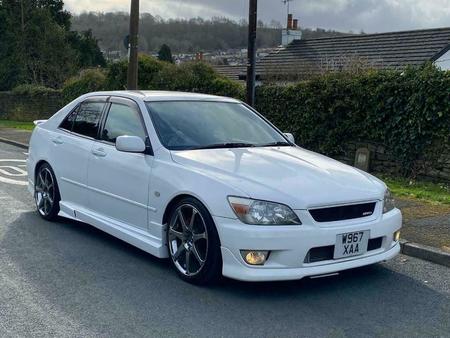 TOYOTA ALTEZZA 2000-toyota-altezza-rs200-supercharged-beams-blitz ...