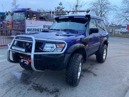 NISSAN PATROL nissan-patrol-y61-cywilny-potwor-hybryda-mechanik-skora ...