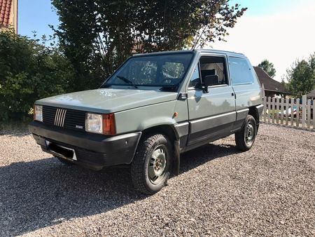 FIAT PANDA 4X4 fiat-panda-4x4-steyr-puch Used - the parking