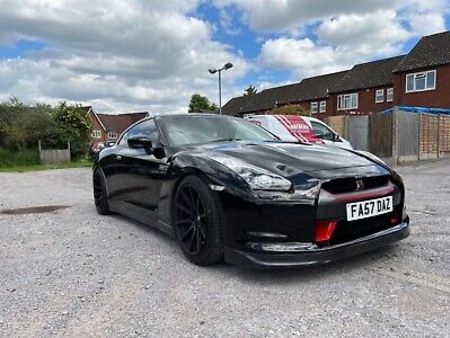 NISSAN GT-R 2010-nissan-gtr-r35-stage-1-590-bhp-fsh-hpi-clear-godzilla ...