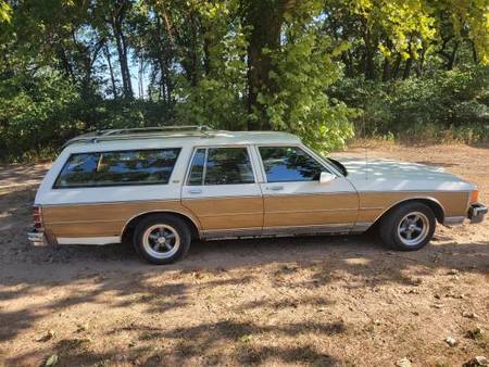 CHEVROLET CAPRICE 1986-chevy-caprice-classic-estate-wagon Used - the ...