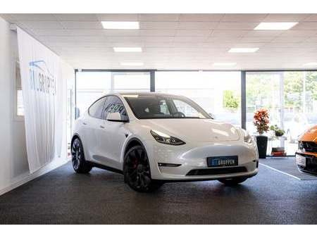 TESLA MODEL Y tesla-model-y-performance-awd-el-4x4-4x4-aut-automatgear ...