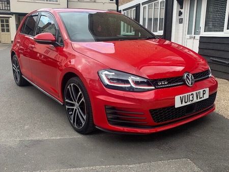 VOLKSWAGEN GOLF gtd-volkswagen-golf-mk7-2013-1-6-bluemotion-free-road ...