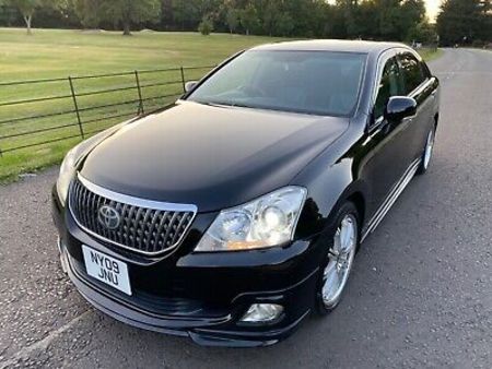 TOYOTA CROWN MAJESTA toyota-crown-majesta-top-spec-fresh-import-jdm-vip ...