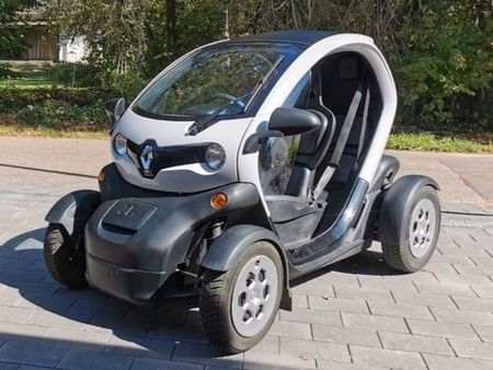 RENAULT TWIZY renault-twizy-45-elektroauto-mopedauto-eigentumsbatterie ...