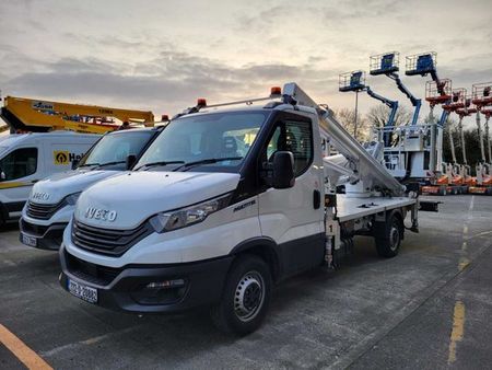IVECO DAILY multitel hx 200 ex on iveco daily - 20m self drive occasion ...