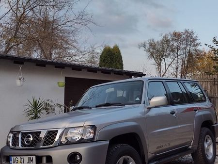 TOYOTA LAND CRUISER vand-nissan-patrol-tip-safari-4-8-tu-sau-land-cruiser-hzj-105-uiasca-o-olx ...