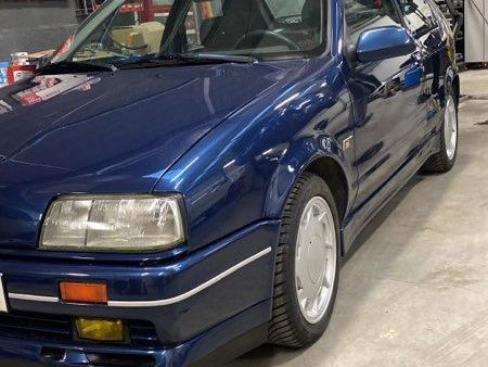 Renault R19 16S Le Parking – Renault R19 16S Occasion – CBCIFO