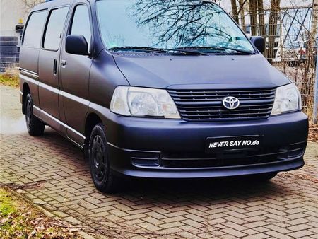 TOYOTA HIACE toyota-hiace-bus-8-sitzer-schwarzmatt-foliert occasion ...