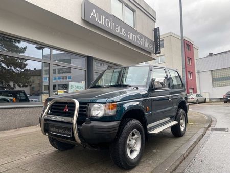 MITSUBISHI PAJERO mitsubishi-pajero-2500-turbo-diesel-gl-4x4-klima ...