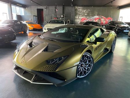 LAMBORGHINI HURACAN lamborghini-huracan-sto-lift-verde-gea-lucido ...