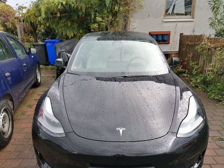 TESLA MODEL 3 tesla-model3-sr-1hand-pano-ultraschallsensoren-interieur ...
