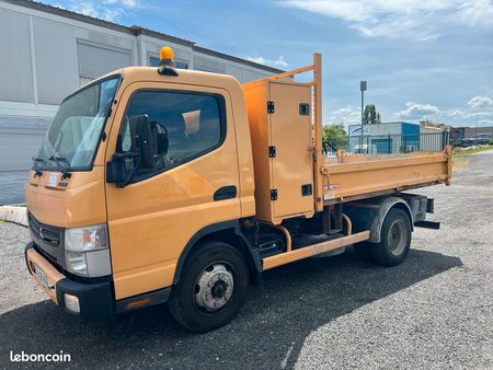 MITSUBISHI FUSO camion-fuso-benne-7t5 Used - the parking