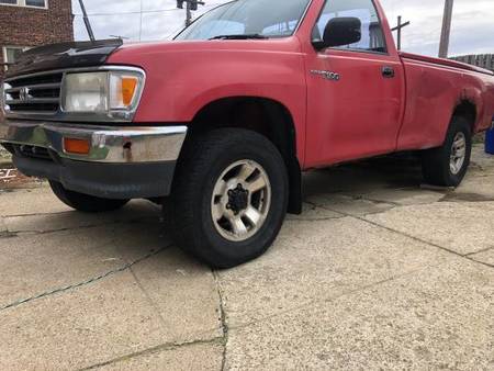 TOYOTA T100 toyota t100 4x4 long bed Used - the parking