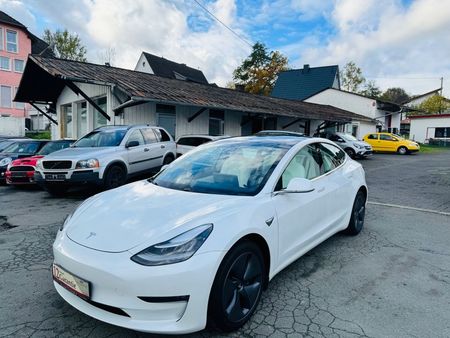 TESLA MODEL 3 tesla-model-3-allradantrieb-mit-dualmotor-long-range Used ...