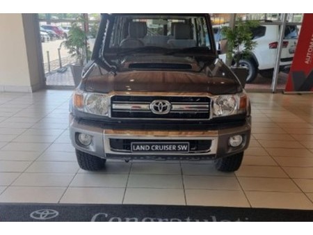 TOYOTA LAND CRUISER SW 2024-toyota-land-cruiser-76-4-5-d-v8-station ...