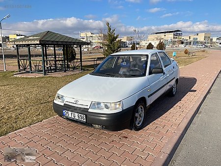 lada 696