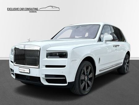 ROLLS ROYCE CULLINAN rolls-royce cullinan *stars *table *screen *4seat ...