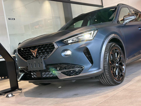 CUPRA FORMENTOR cupra-formentor-hibrido-245-hp-mate-azul-petroleo ...