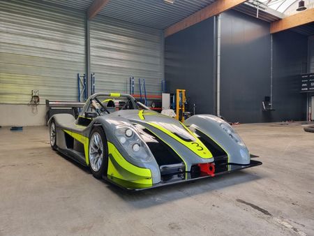 RADICAL SR3 radical sr3 mit überholter 1500-cm³-hayabusa und ...