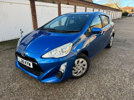 prius c uk